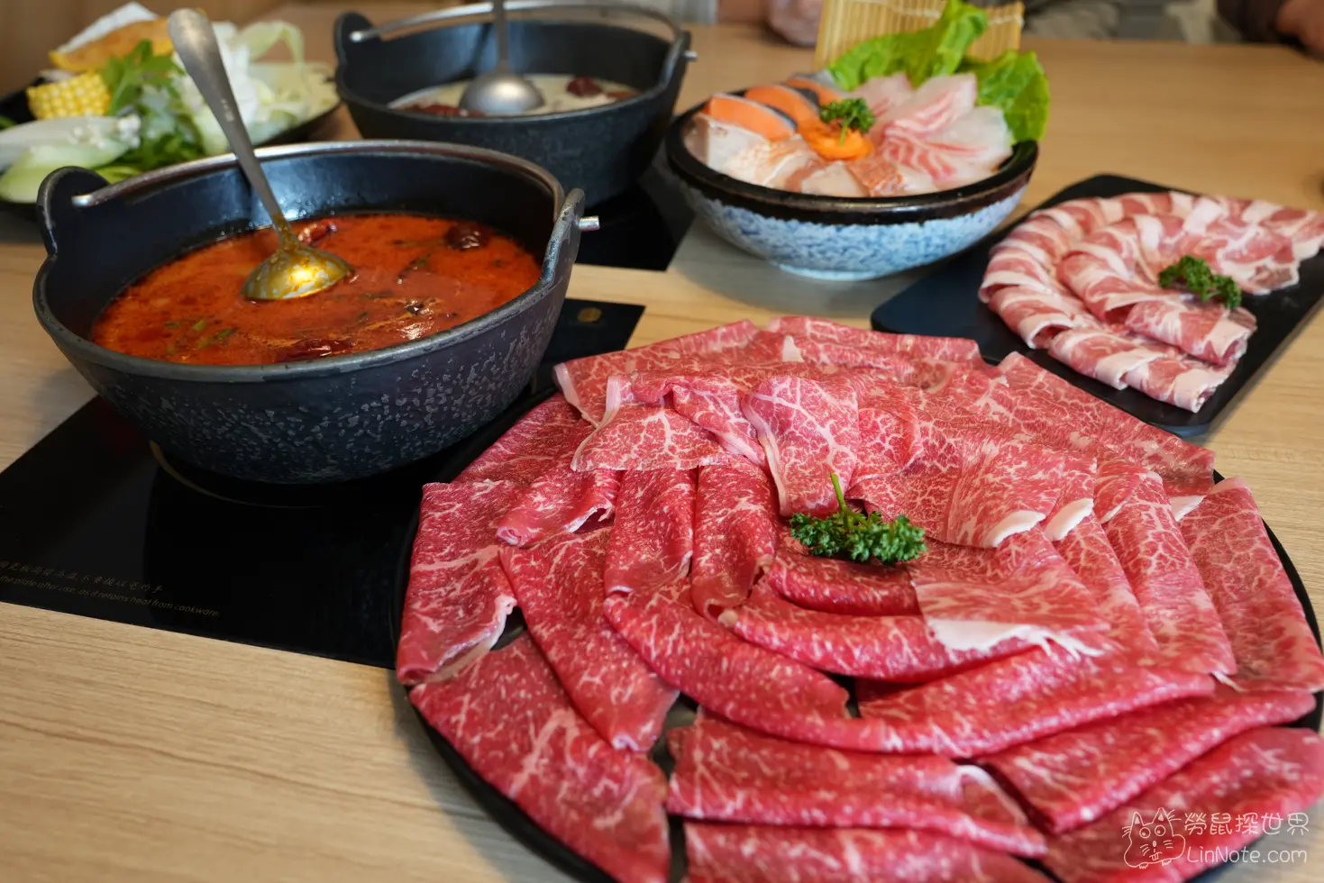 【苗栗頭份】一喜鍋｜超強麻辣鍋，頭份最強CP值肉盤海鮮套餐，還有星巴克咖啡及雪花冰 – 勞鼠探世界